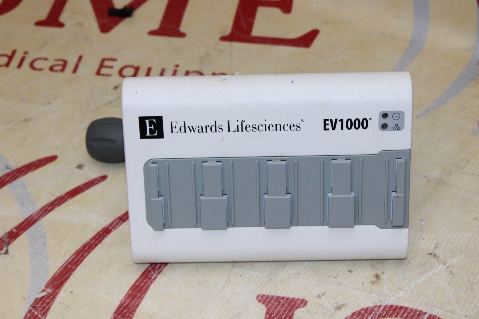 Edwards Lifesciences EV1000 Databox – JS Medical Equipment