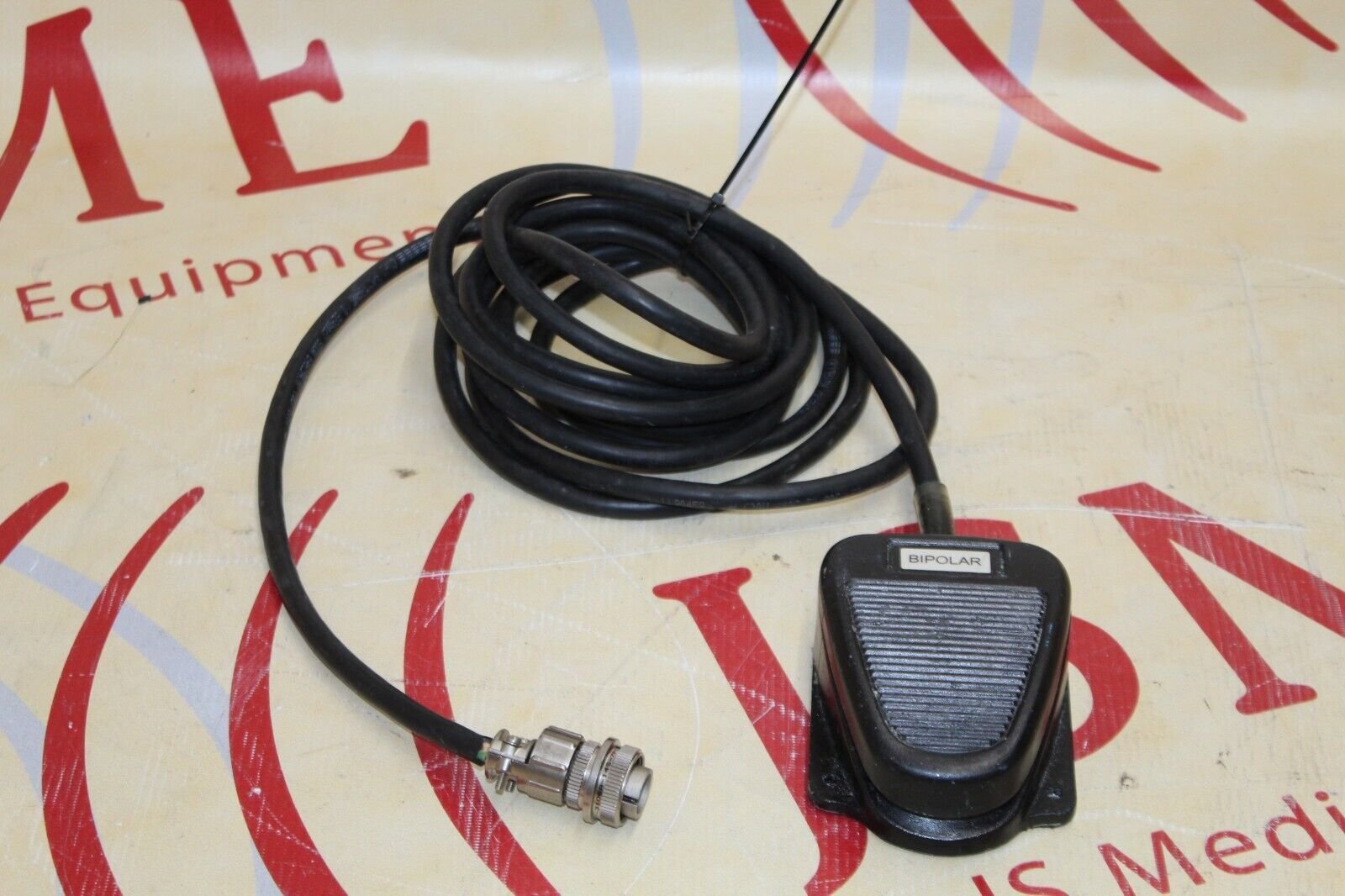 Covidien ValleyLab Bipolar Standard Foot Switch E6009 – JS Medical ...