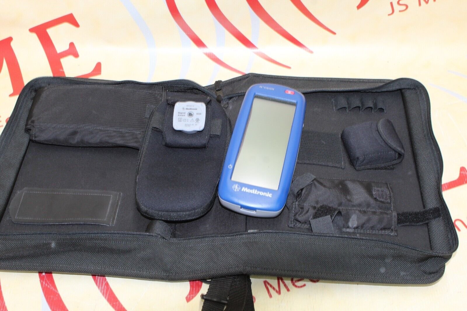 Medtronic N'Vision Programmer 8840 with Magnet Aimant 8529 and Case ...