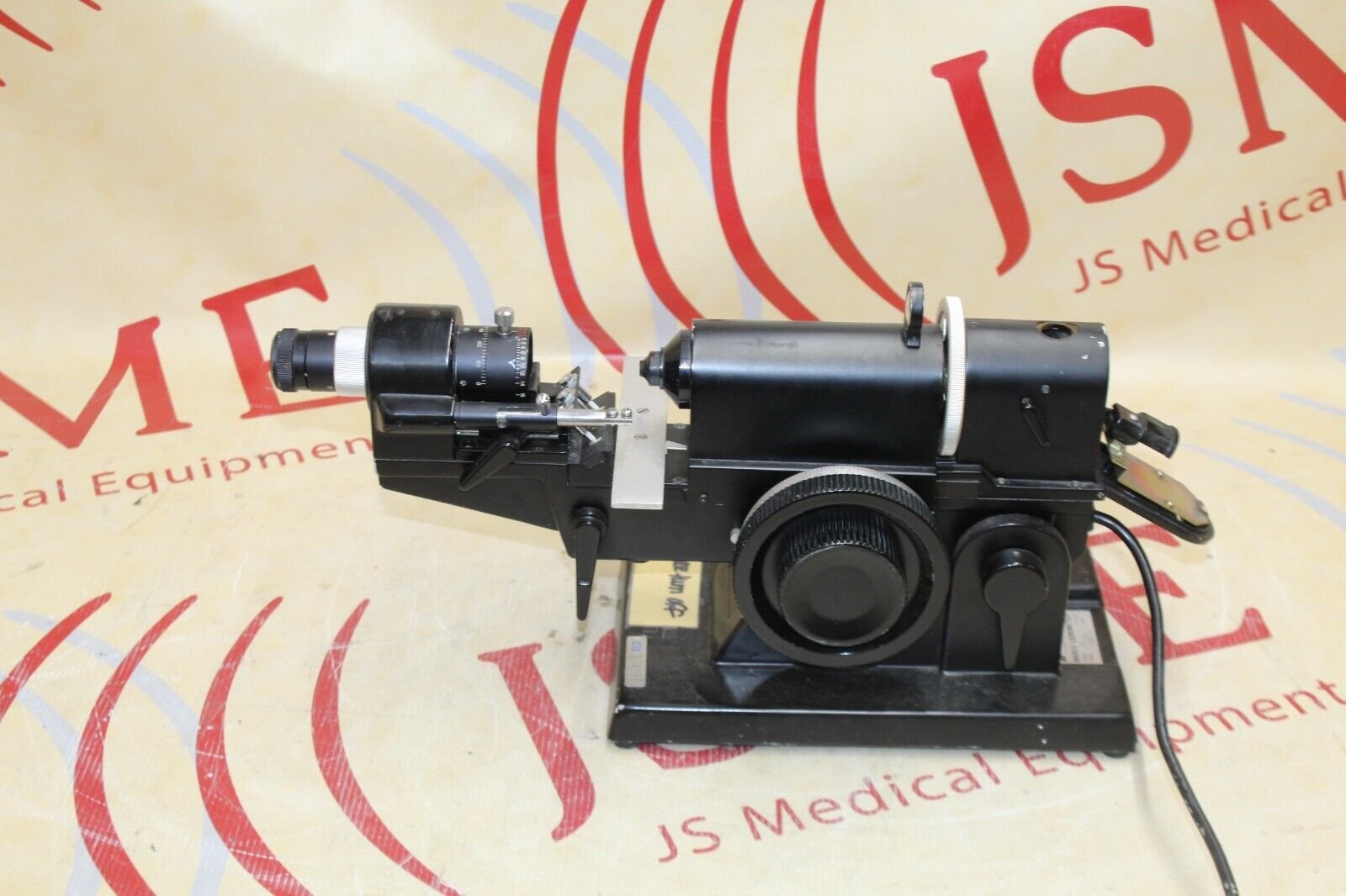 Marco Model 101 Manual Lensmeter – JS Medical Equipment