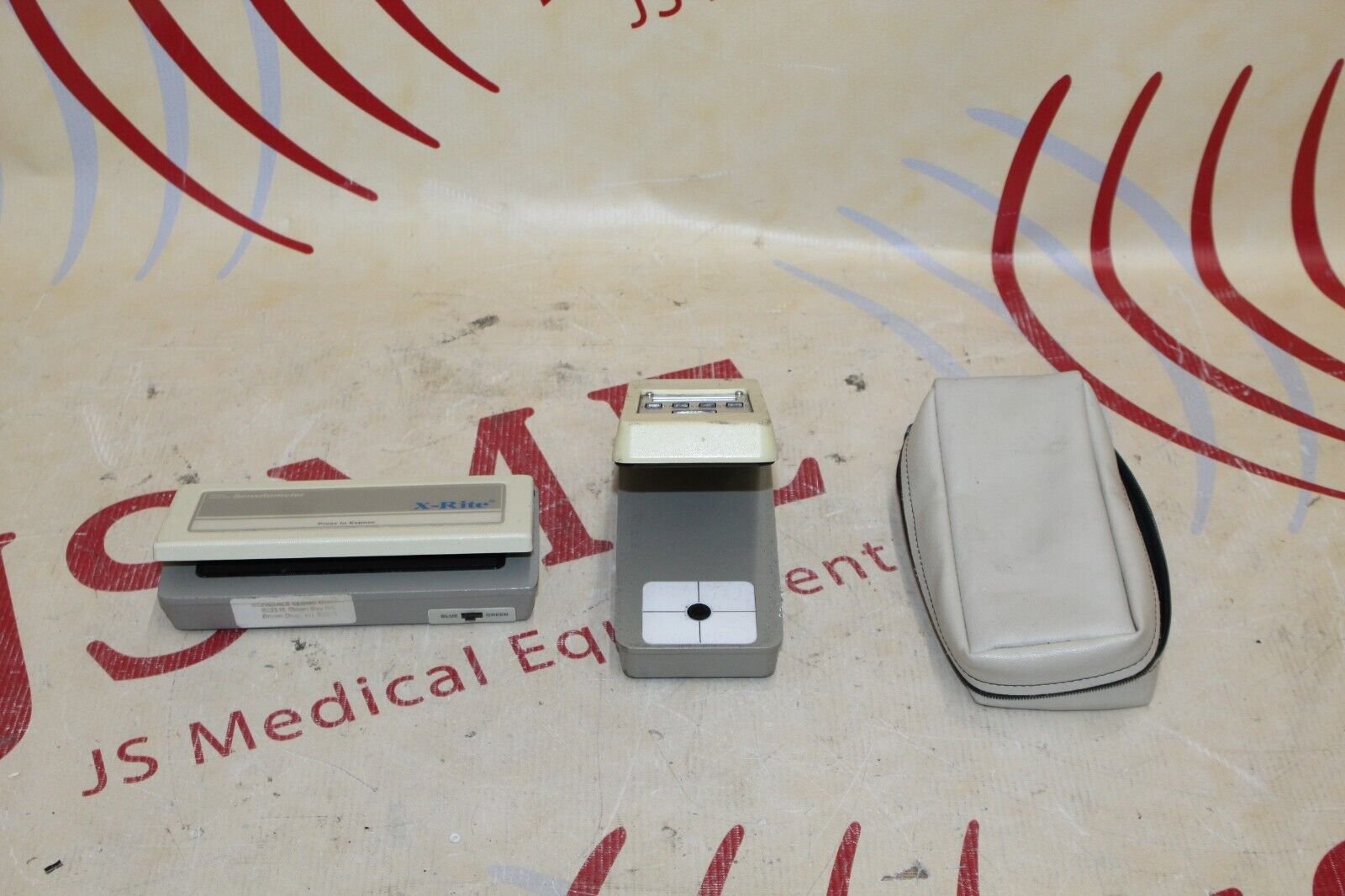 X-Rite 331 Battery Operated B/W Transmission Densitometer w/ X-Rite 33 ...