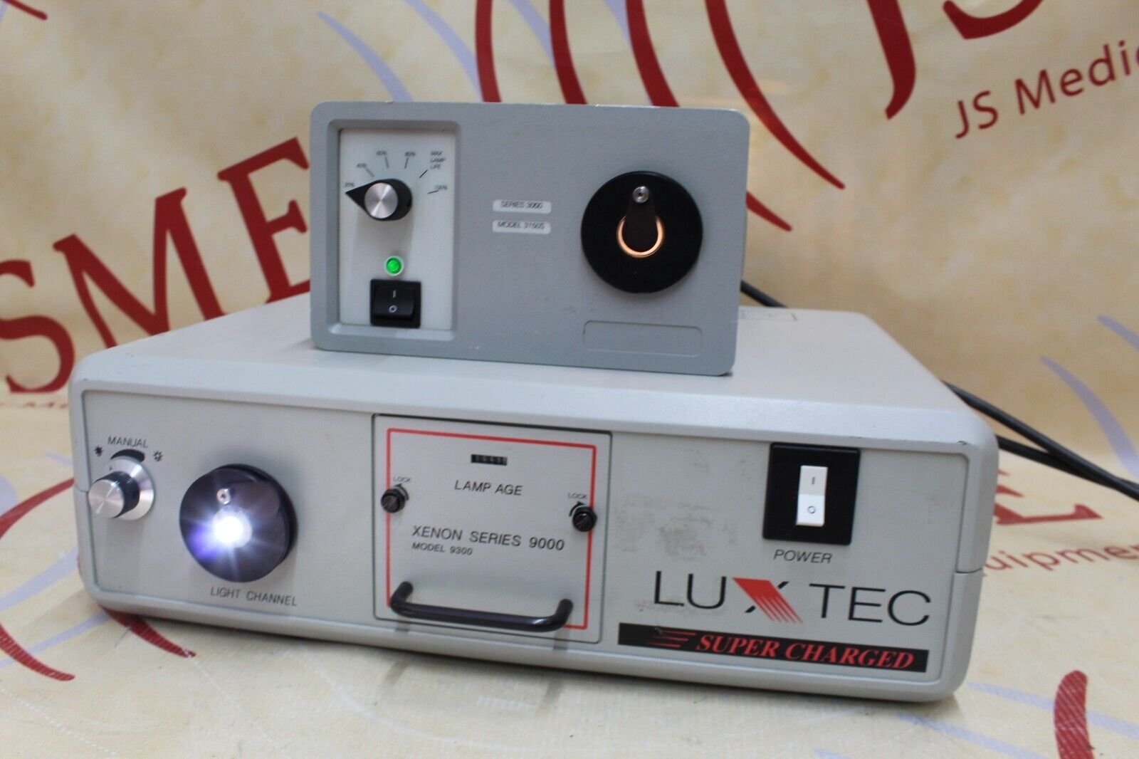 Luxtec Super Charged Xenon Series 9000 Model 9300 Light Source Endosco ...