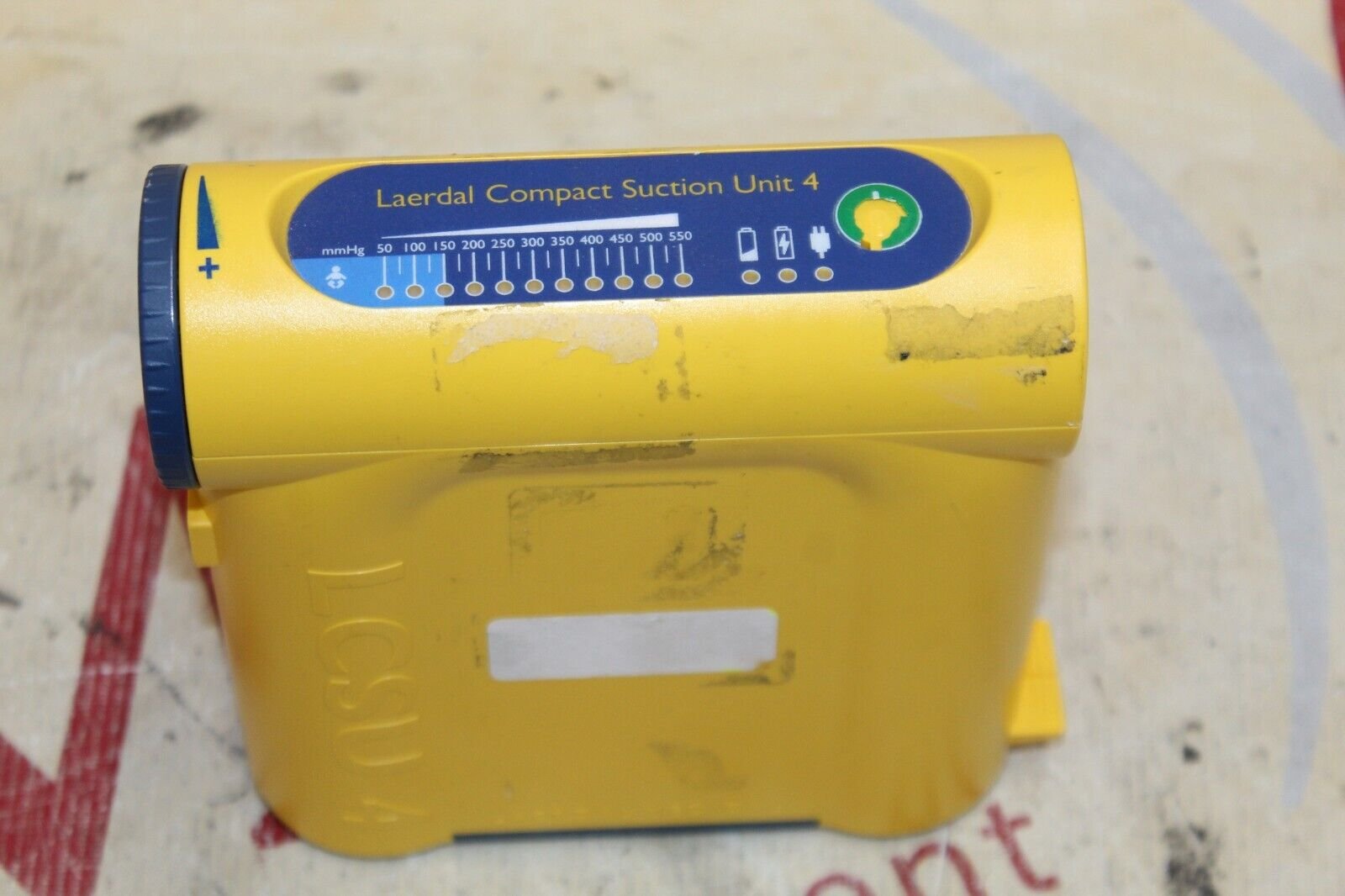 LAERDAL LCSU4 COMPACT SUCTION UNIT 4 – JS Medical Equipment