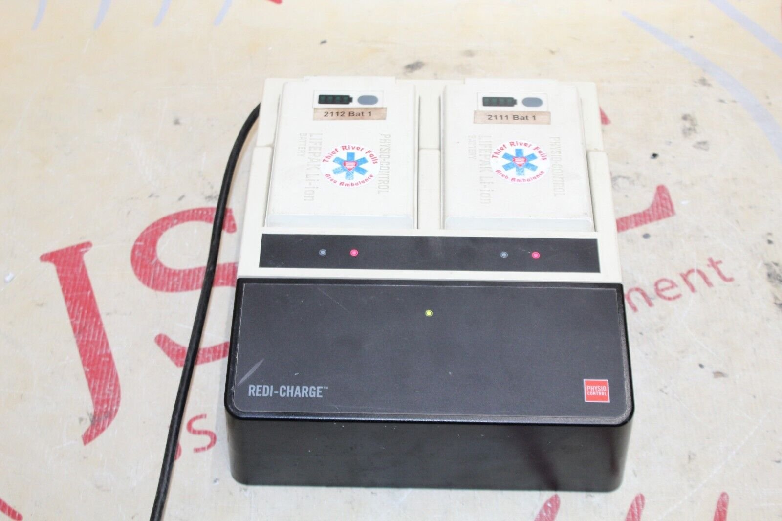 Physio Redi-Charge for Lifepak 12 11141-000116 with Tray and 2 batteri ...